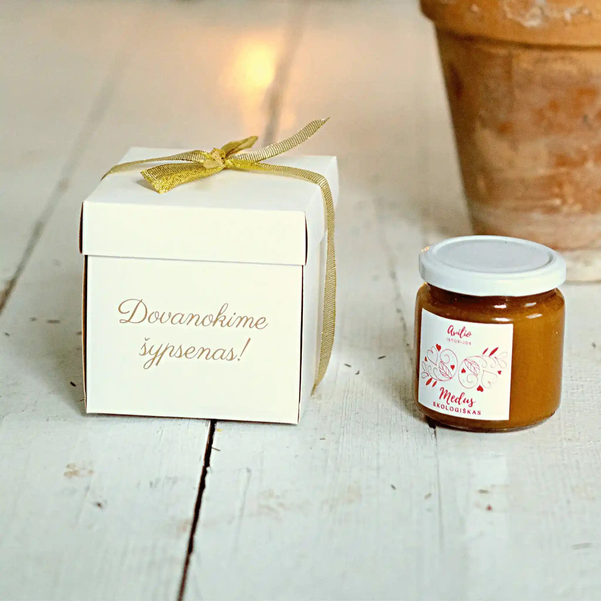 Medaus dovanos: valgomos dovanos visoms progoms